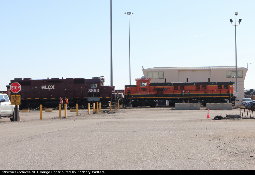 HLCX 3853 BNSF 1265